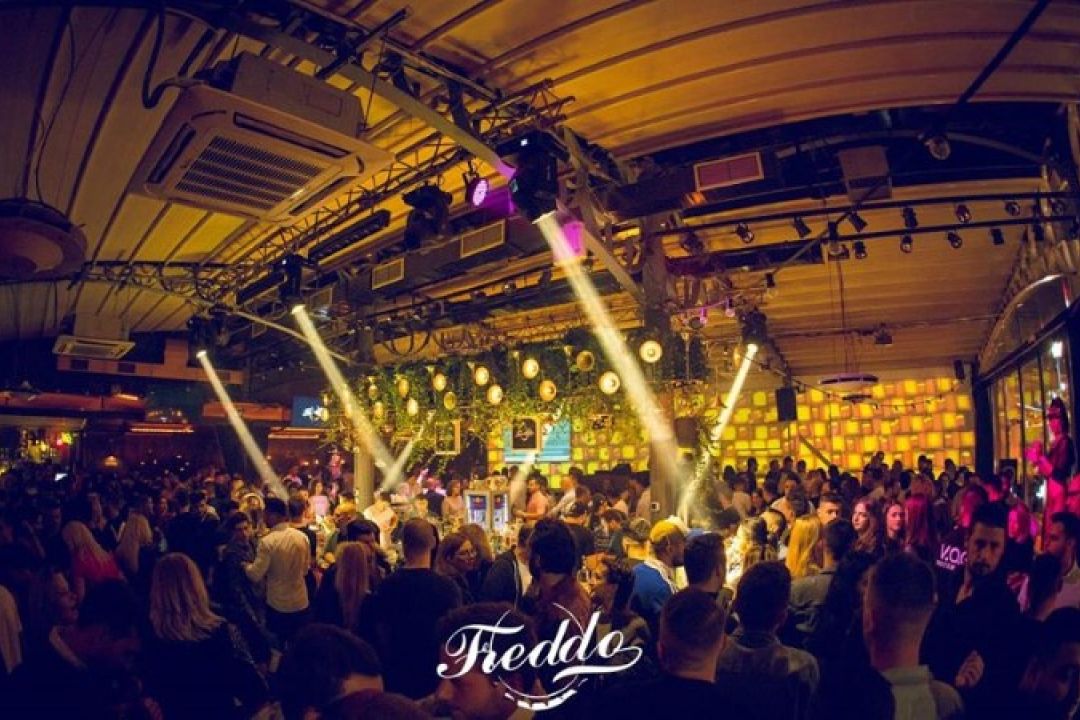 Arcade Cafe, București - Rezervă o masă online - Restaurant, cafenea ...