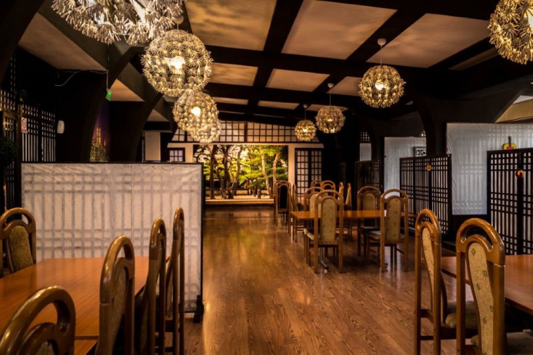 18 Lounge, București - Rezervă o masă online - Restaurant din Piața ...