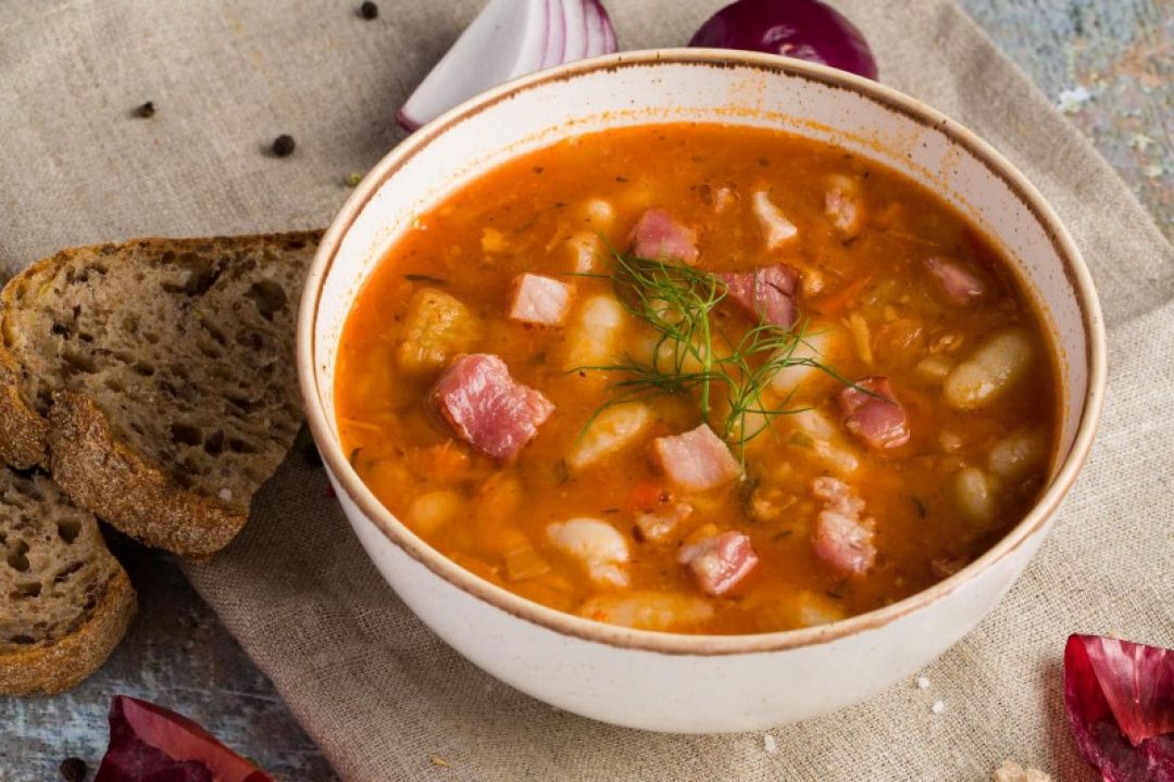 5ENSI, București - Rezervă o masă online - Restaurant din Victoriei.