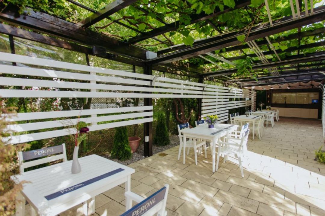Beraria Veche, Iași - Rezervă o masă online - Restaurant, berărie din Iași.