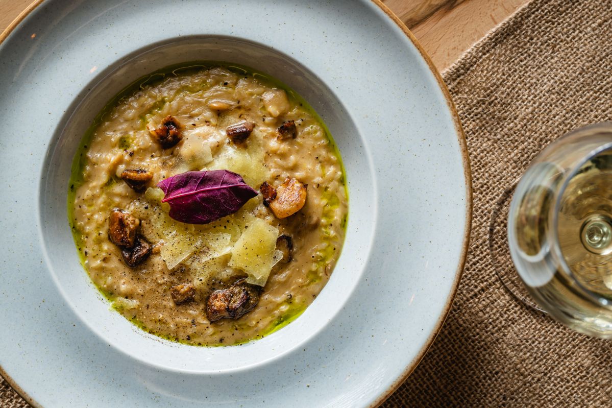 Nativ, Cluj - Rezervă o masă online - Restaurant din Cluj.