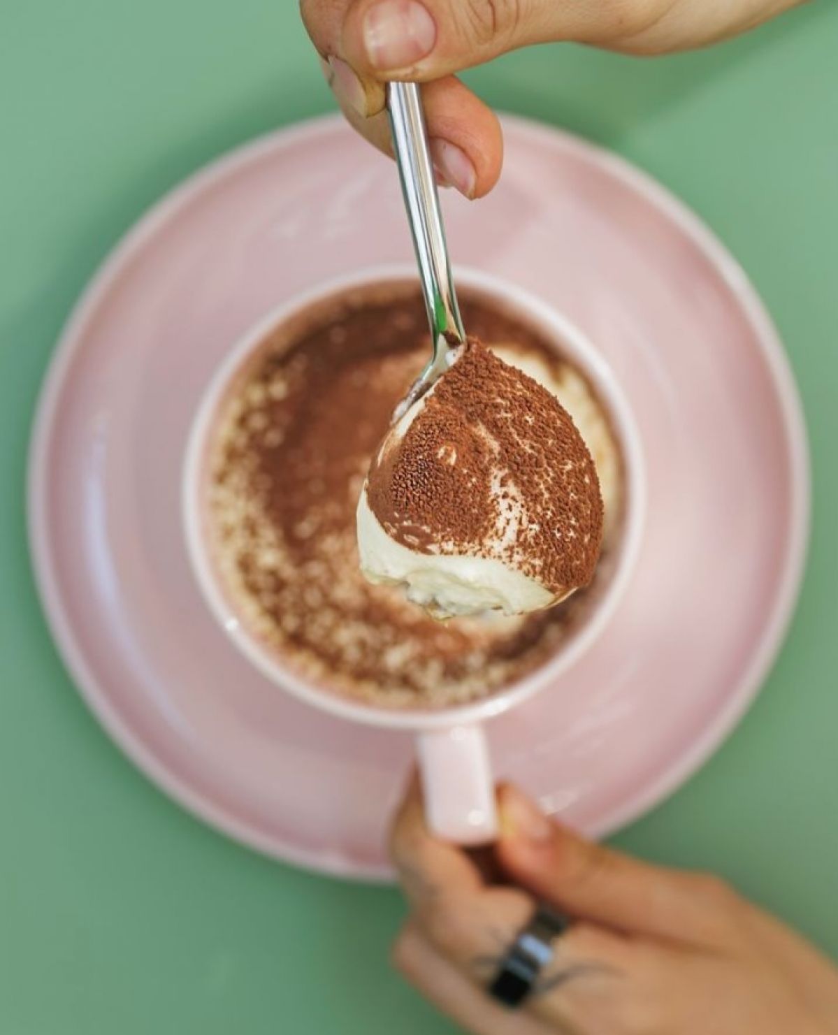 Ierbar, București - Rezervă o masă online - Restaurant din Universitate.