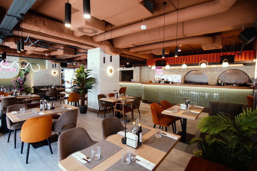 Noua B.A.R., București - Rezervă o masă online - Restaurant din Victoriei.