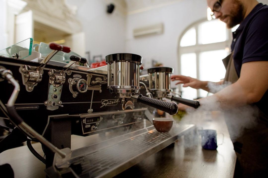 Mosafir, București - Rezervă o masă online - Restaurant din Moșilor.