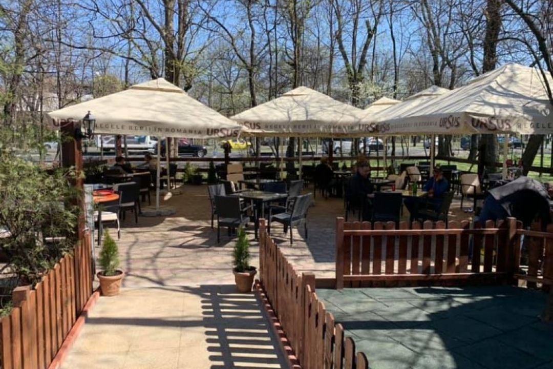 18 Lounge, București - Rezervă o masă online - Restaurant din Piața ...